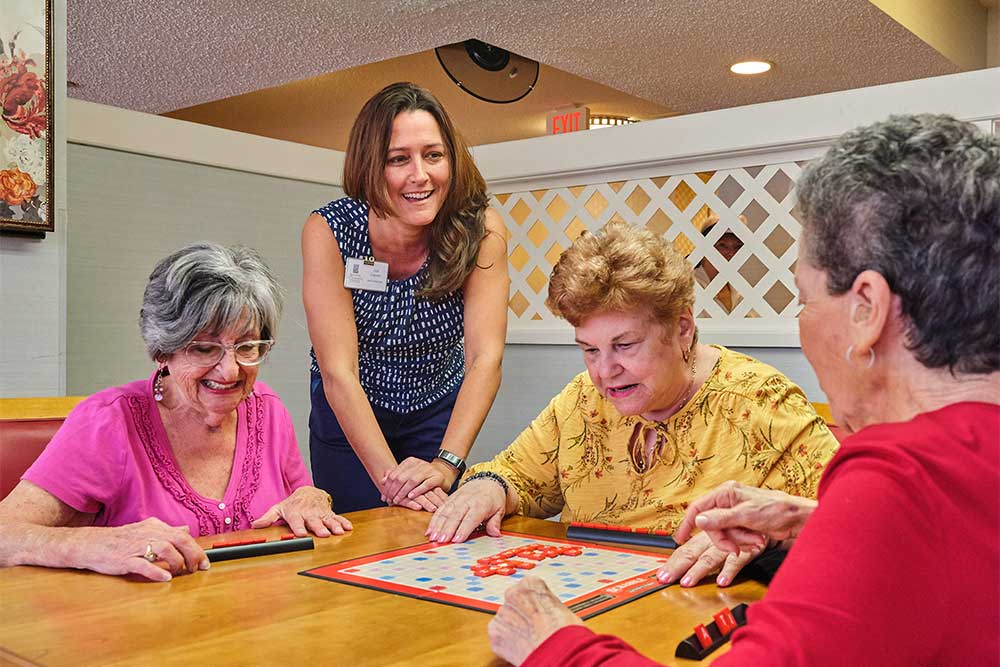 Resident Lifestyle | Jefferson Manor | Five Star Senior Living